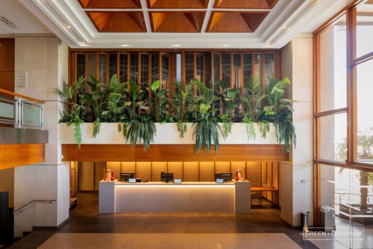 Decoración vegetal Hotel Intelier Orange - Benicasim, Castellón - Green ...